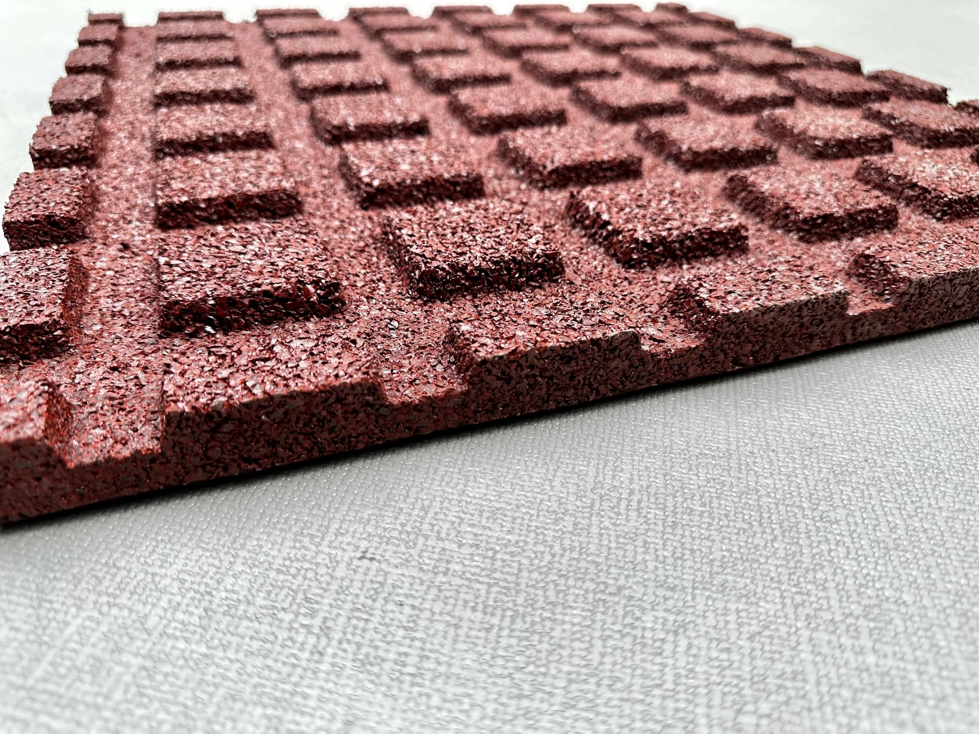 ECO FLEX Rood – RUBBER TEGELS 50x50x2,5cm (MET NOP) – Meneertegel